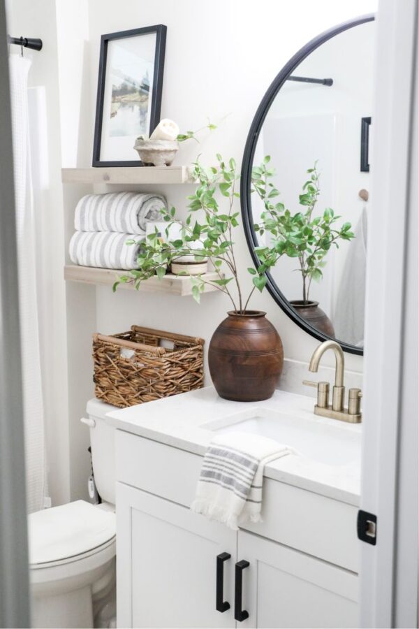 14 Smart Bathroom Counter Decor Ideas That You Can Easily Copy