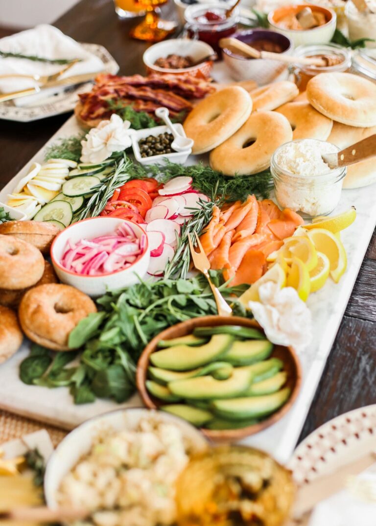 24 Christmas Breakfast Ideas You’ll Actually Want to Make This Year