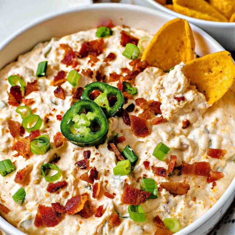 20 Mouthwatering Game Day Dips Everyone Actually Crowds Around